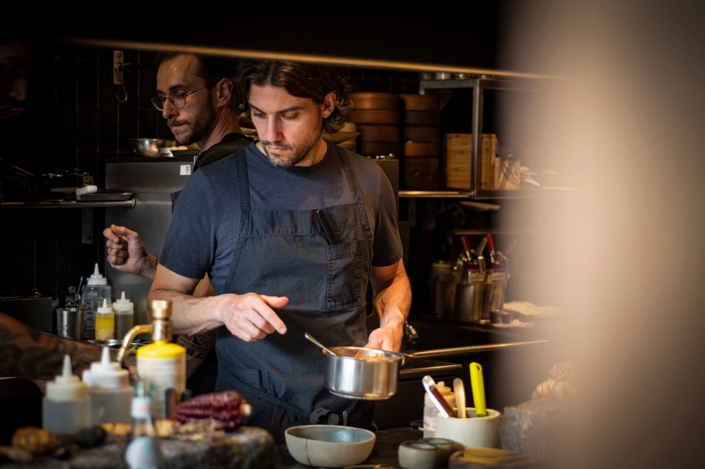 ¡Orgullo nacional! Cinco venezolanos entre los mejores chefs del mundo ...