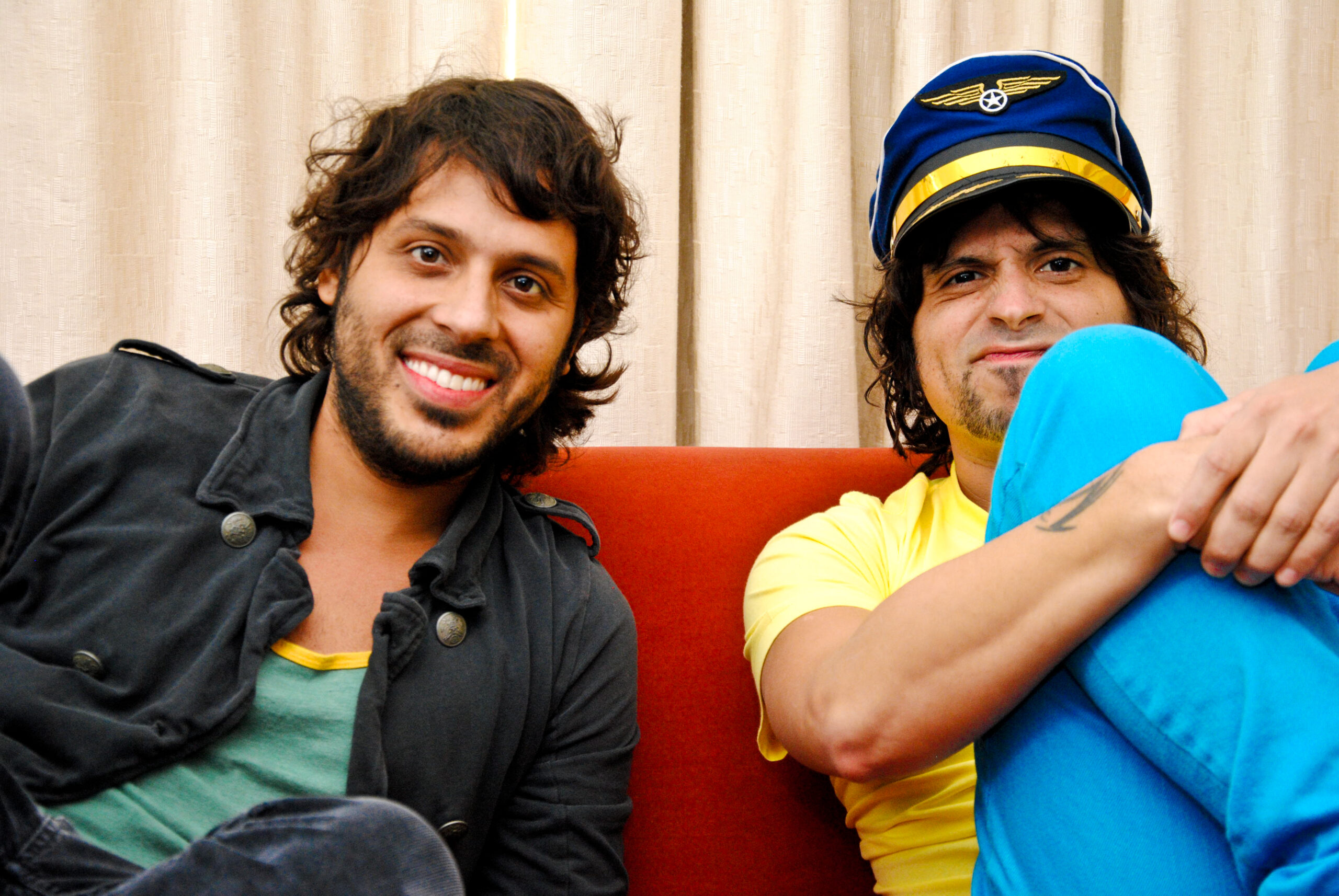 Servando y Florentino se van de gira a nivel mundial.